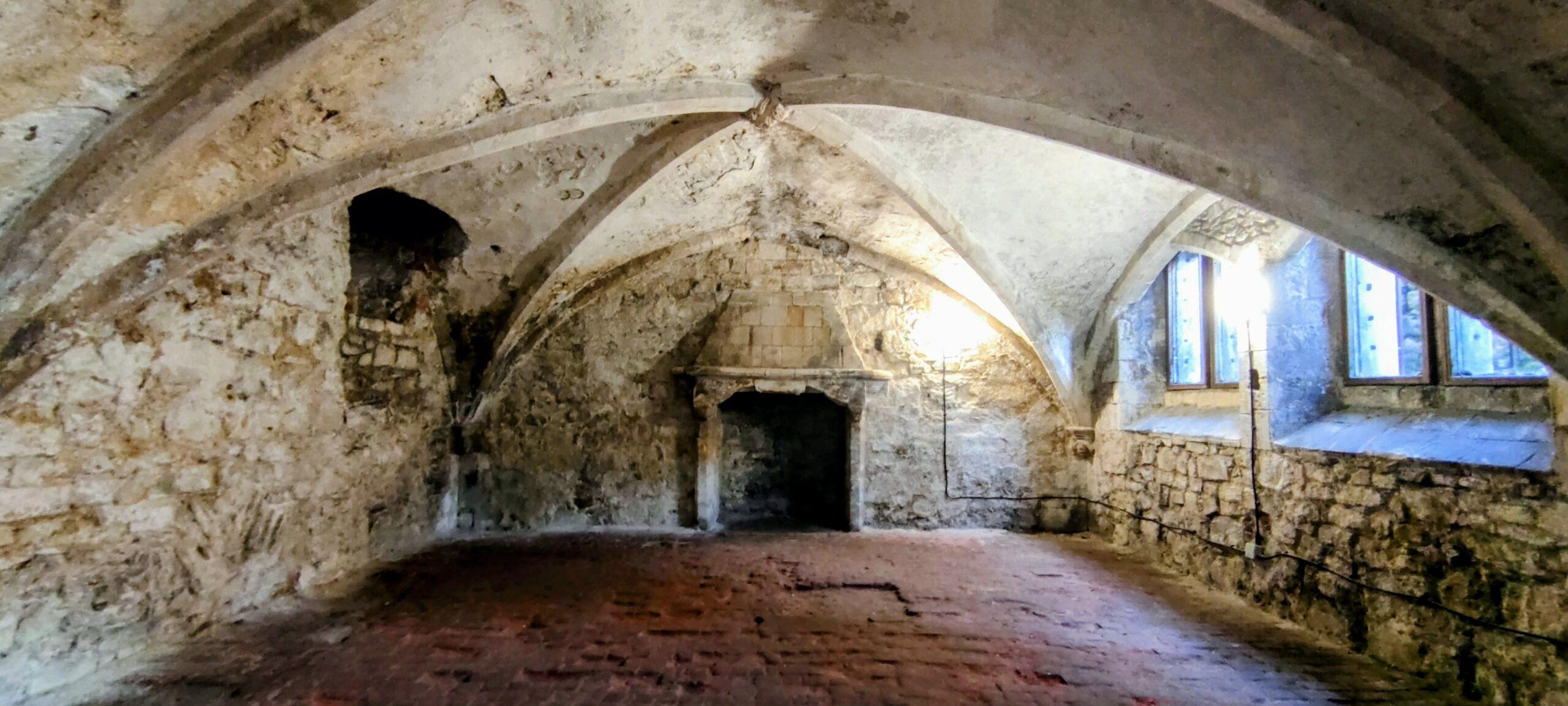 Unexplored Hampshire: Southampton's Medieval Vaults - Discover.re