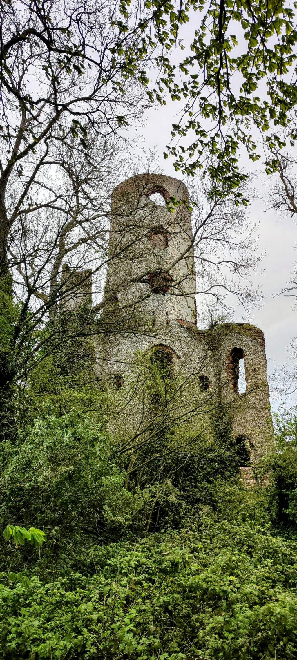 Abandoned Sussex: Racton Ruin - Discover.re