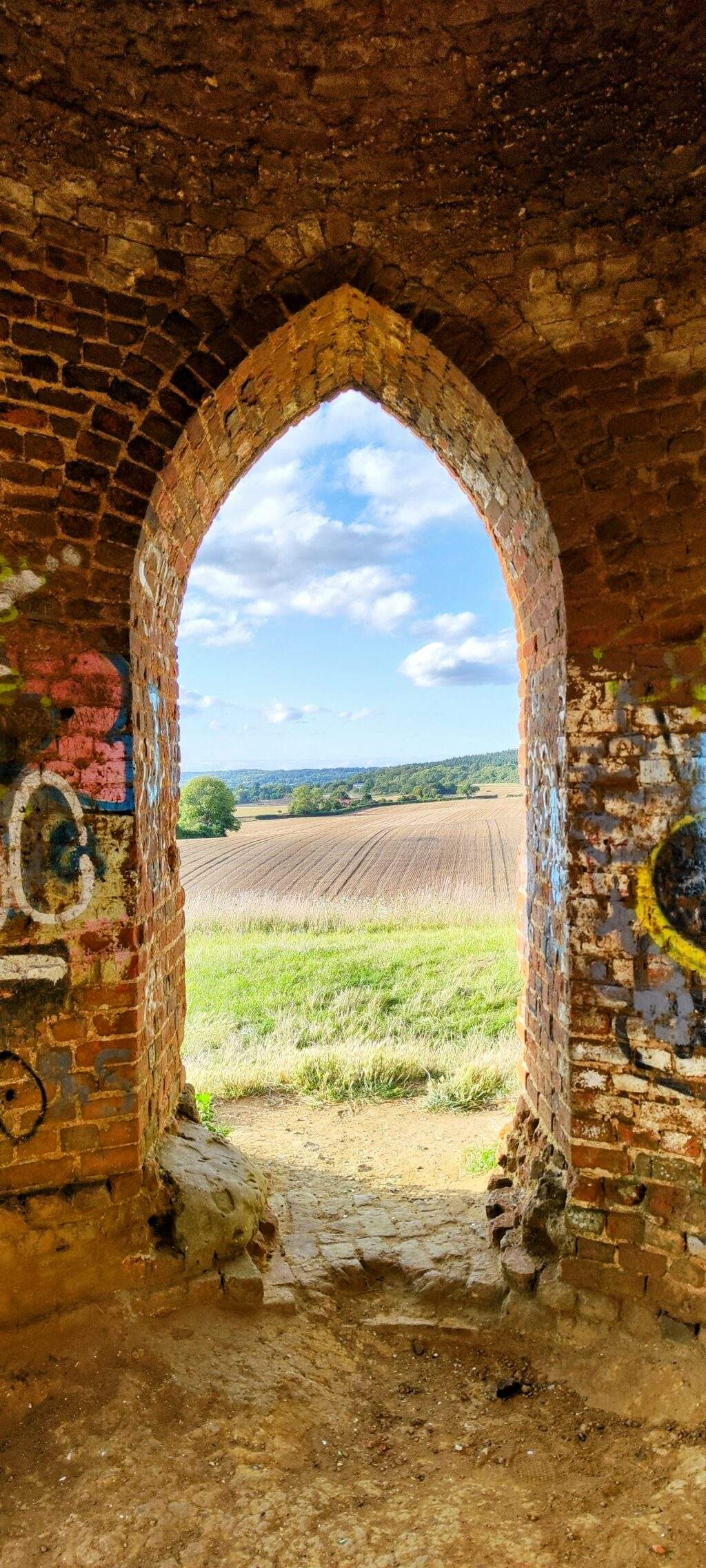 Unexplored Berkshire: Wilder's Folly, Sulham - Discover.re